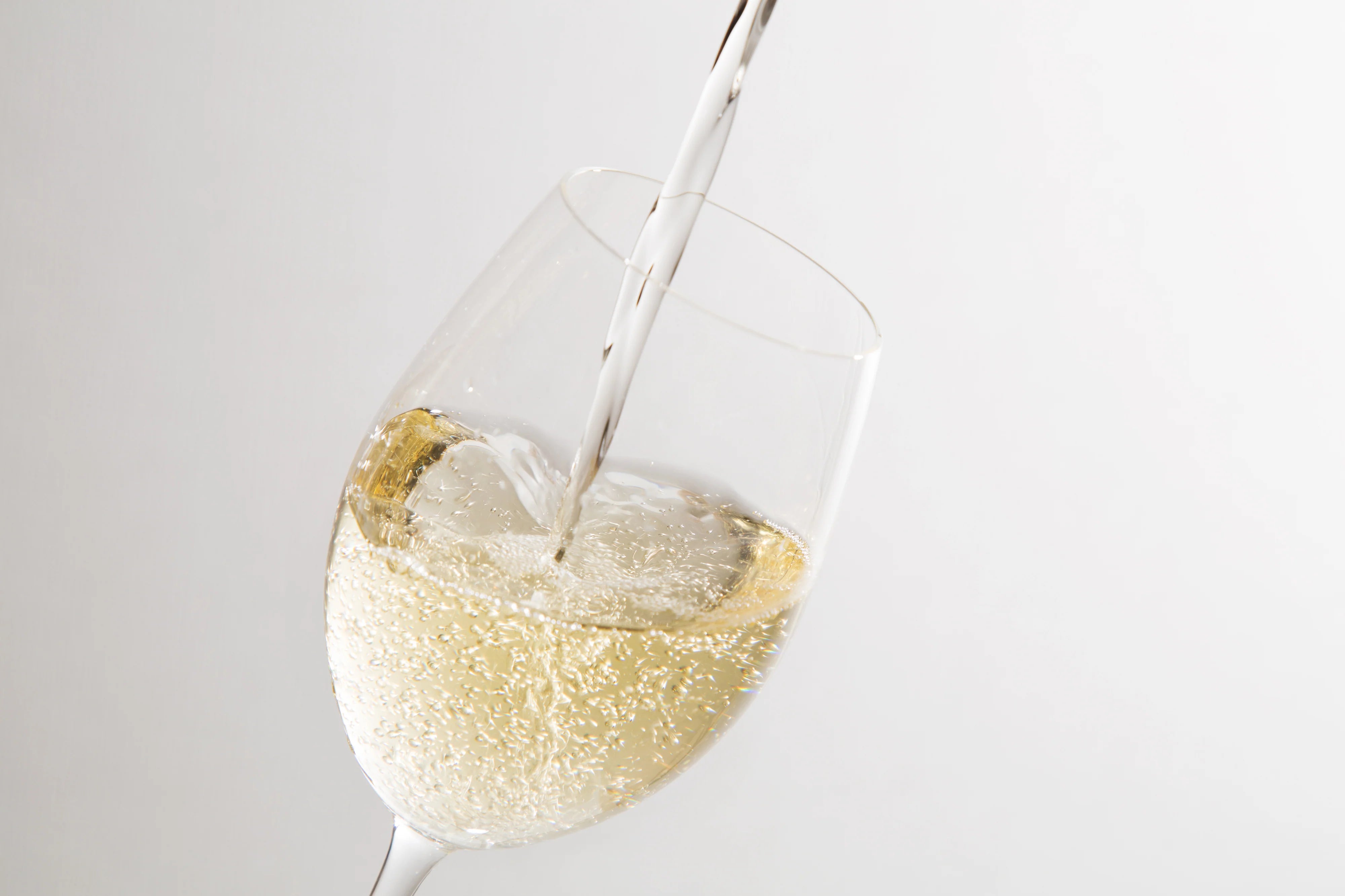 泡白 – Esir Wine